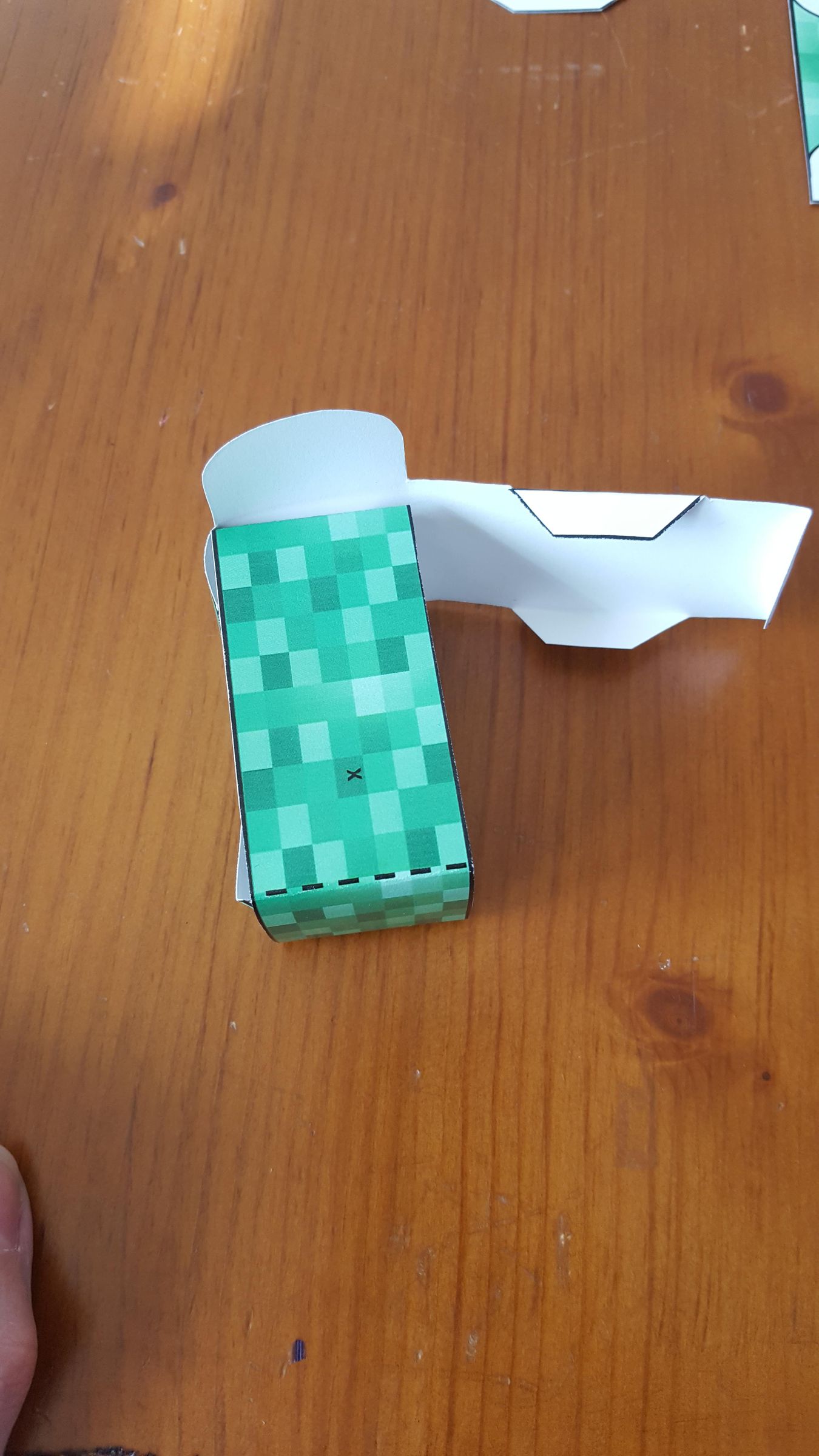 MineCraft Creeper Marionette : 6 Steps (with Pictures) - Instructables