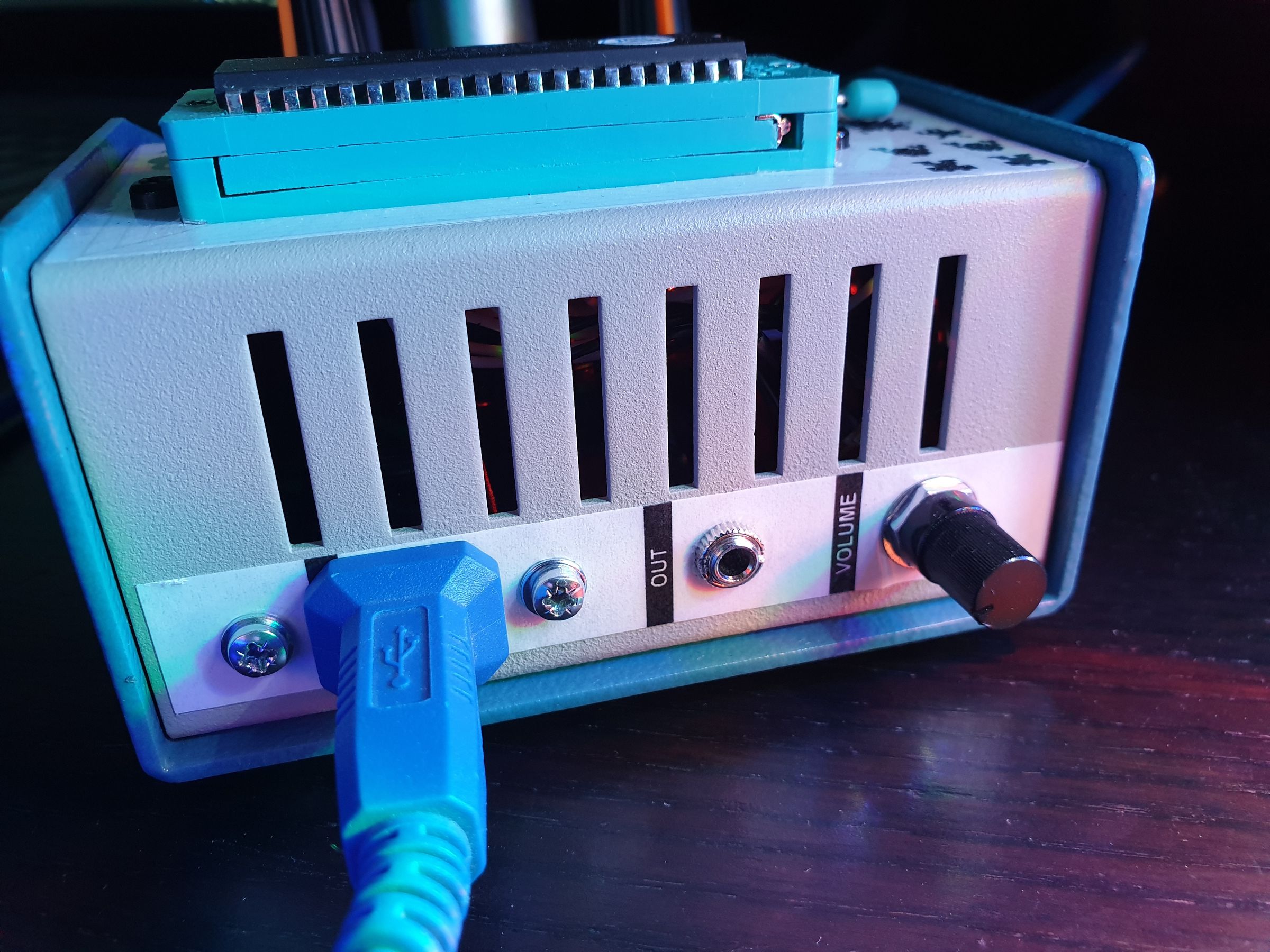 MIDI/Arduino Controlled 8-Bit Sound Generator (AY-3-8910) : 5 Steps ...