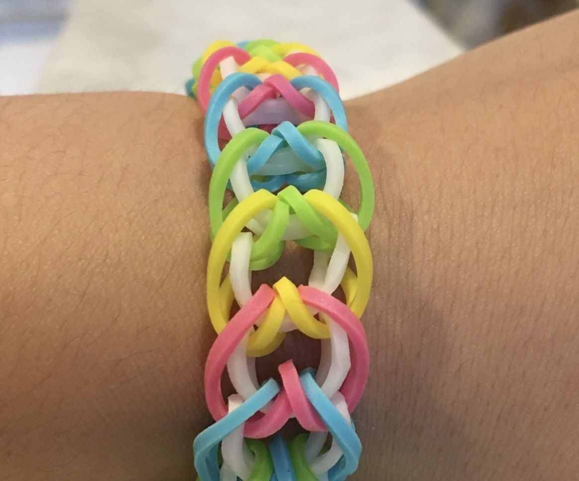 DIY Rainbow Loom! : 4 Steps - Instructables