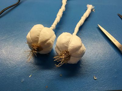 How to Make Fake Garlic With Plastic Bags : 6 Steps (with Pictures ...