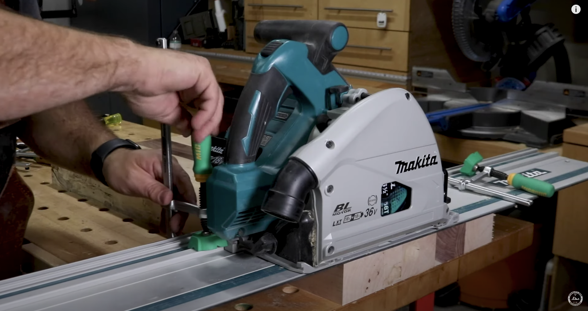 The Ultimate Cutting Board With Knife Storage - DIY : 10 Steps (with ...