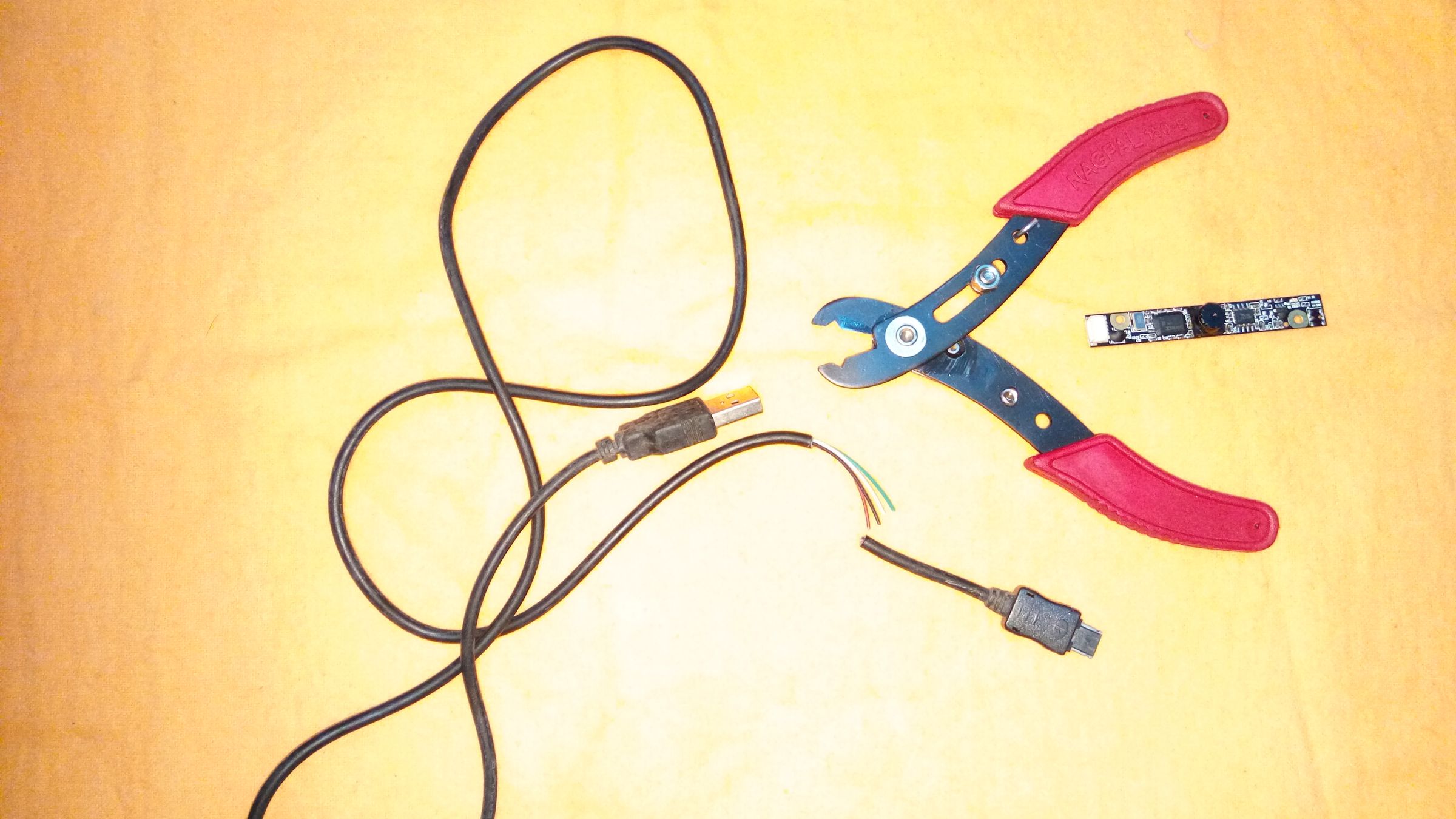 Salvaging and Reusing an Old Laptop Camera to USB Camera - Instructables