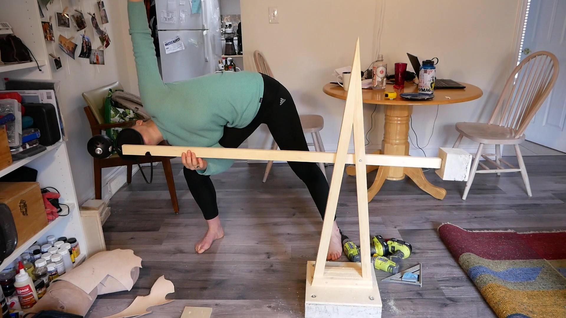 Concrete & Wood Counterweighted Mic Stand : 12 Steps (with Pictures ...