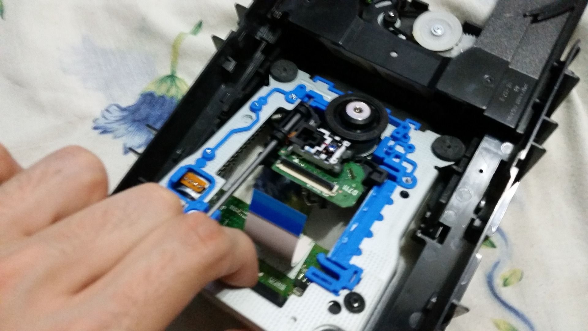 DVD to Laser Engraver : 12 Steps (with Pictures) - Instructables