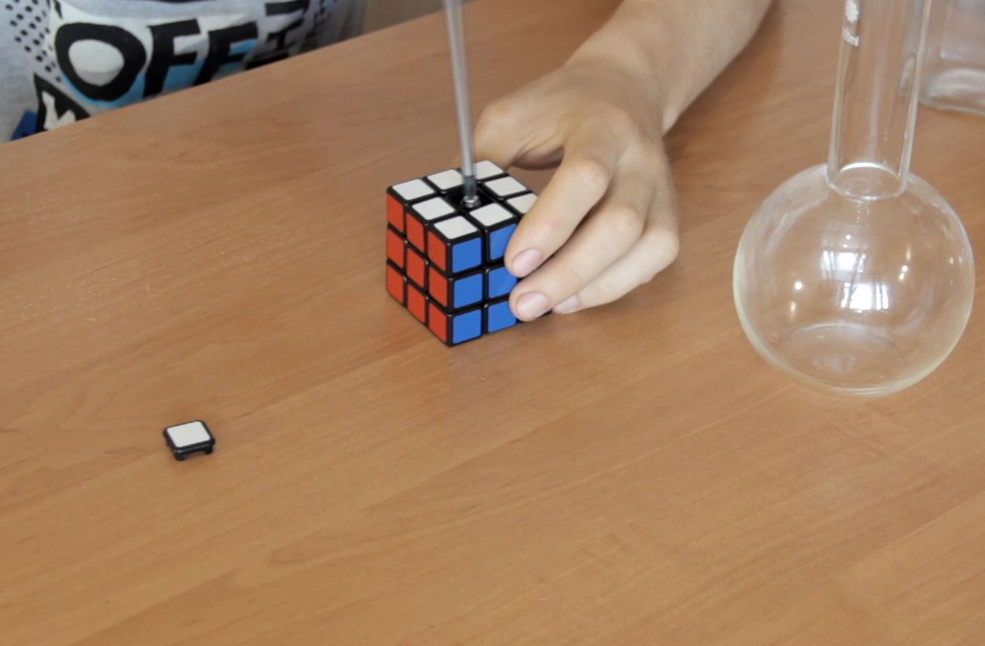 Rubik's Cube in a Flask : 3 Steps (with Pictures) - Instructables