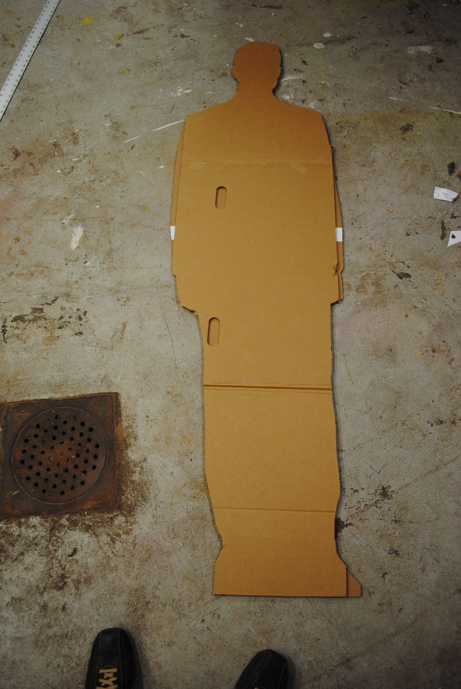 Celebrity Crush Cardboard Cutout : 5 Steps - Instructables