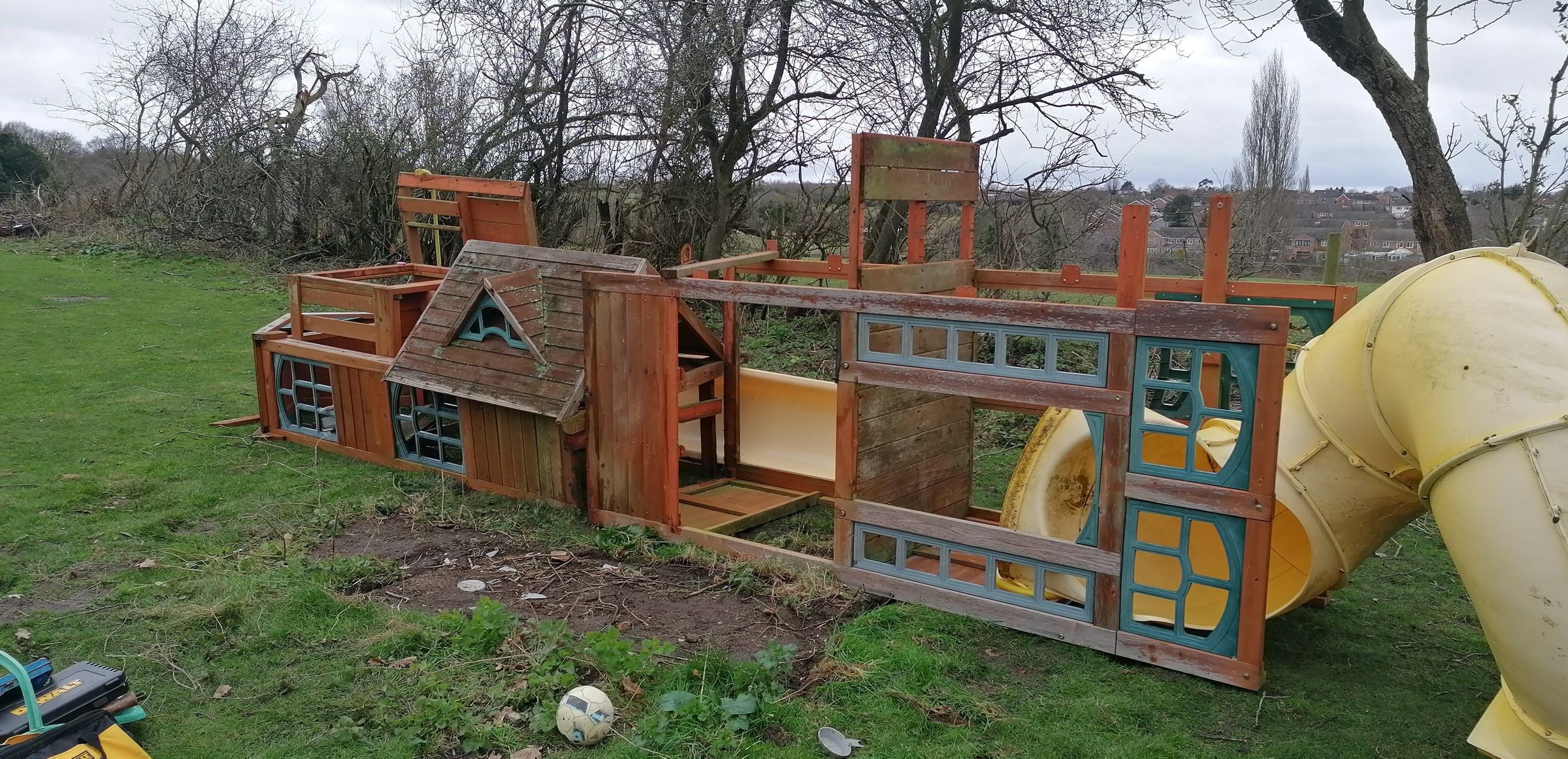 Playground Restoration : 13 Steps (with Pictures) - Instructables