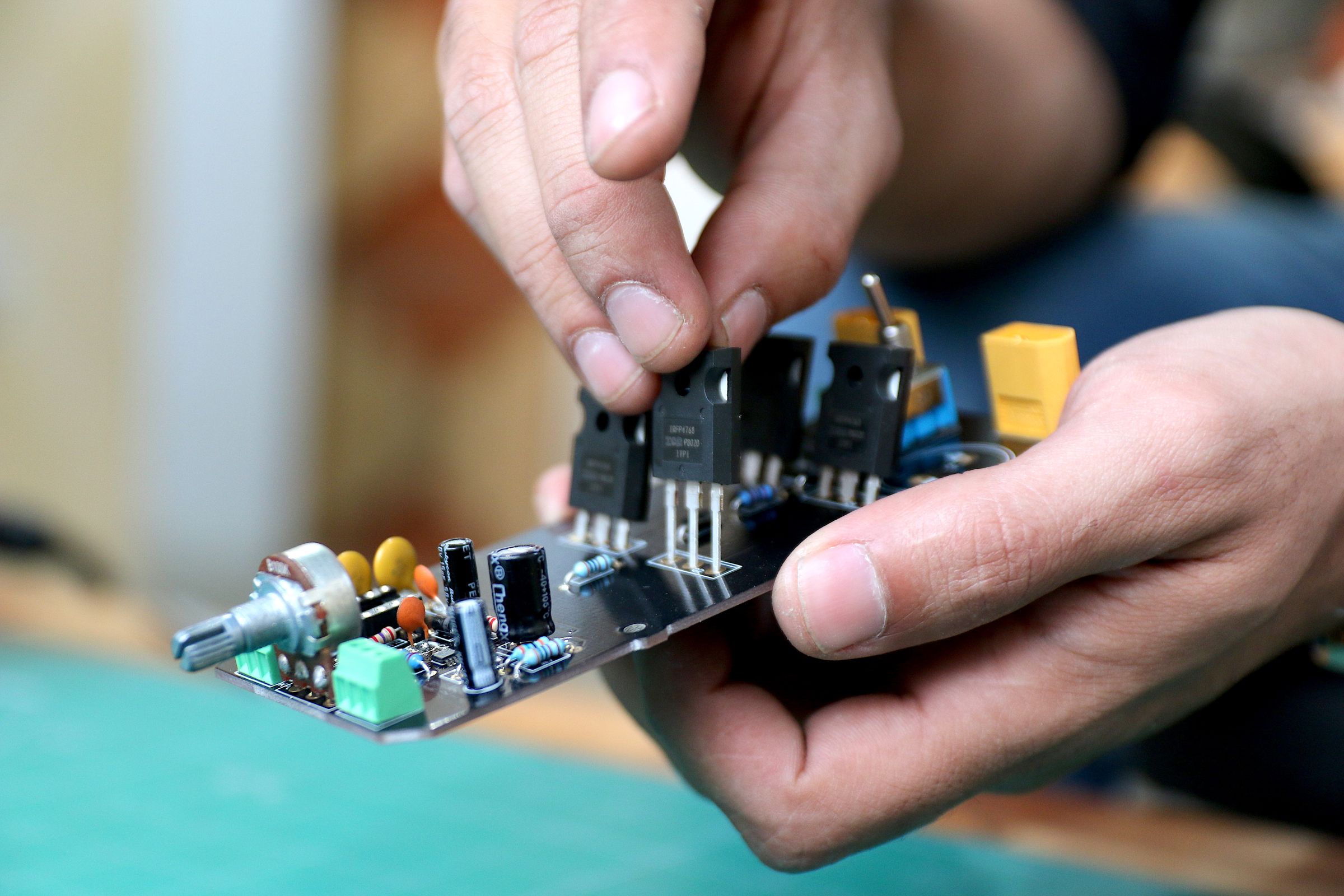 DIY 2000 Watts PWM Speed Controller : 8 Steps (with Pictures ...