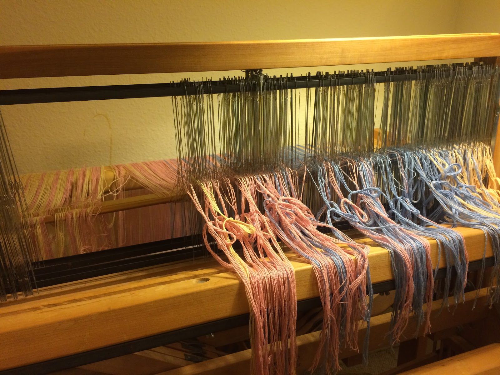 How to Weave a Baby Wrap : 9 Steps (with Pictures) - Instructables