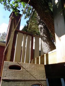 How to Build a Treehouse : 17 Steps (with Pictures) - Instructables
