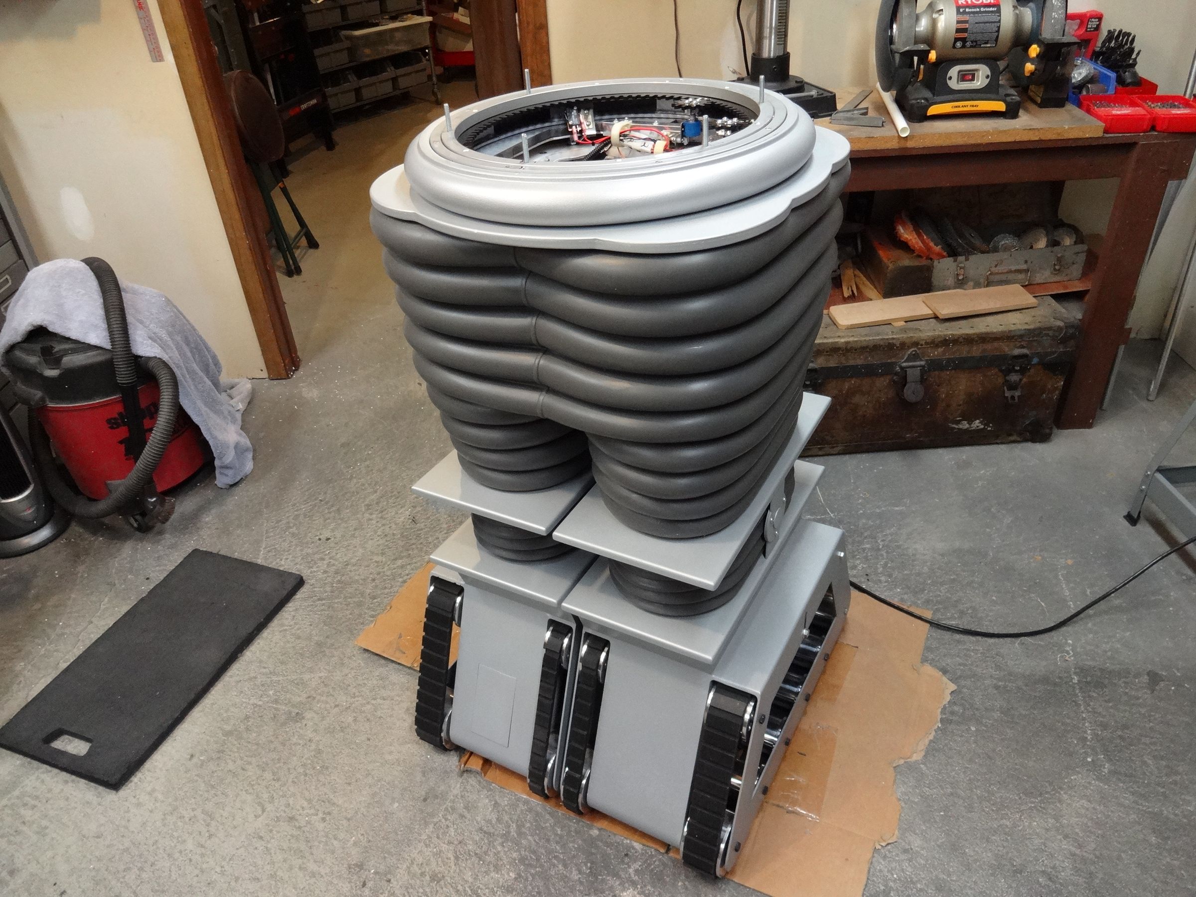 EZ Robot Controlled Lost in Space B9 Robot (with Pictures) - Instructables