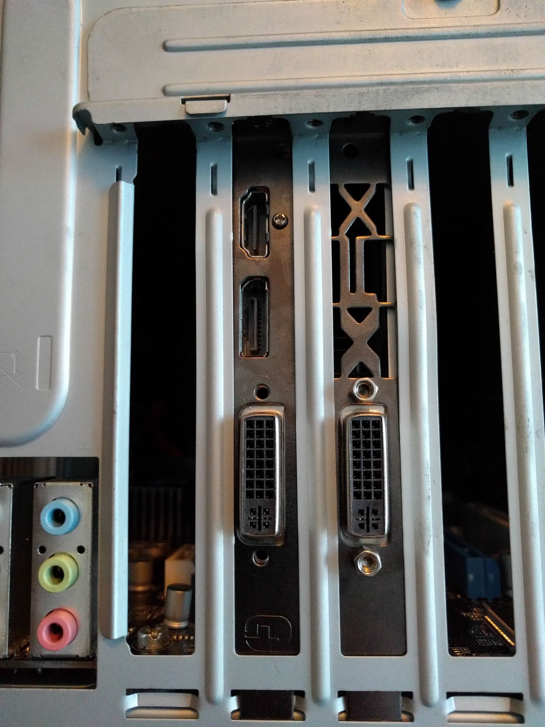 External Dual-Slot to Single-Slot GPU - Removing DVI Ports : 12 Steps ...