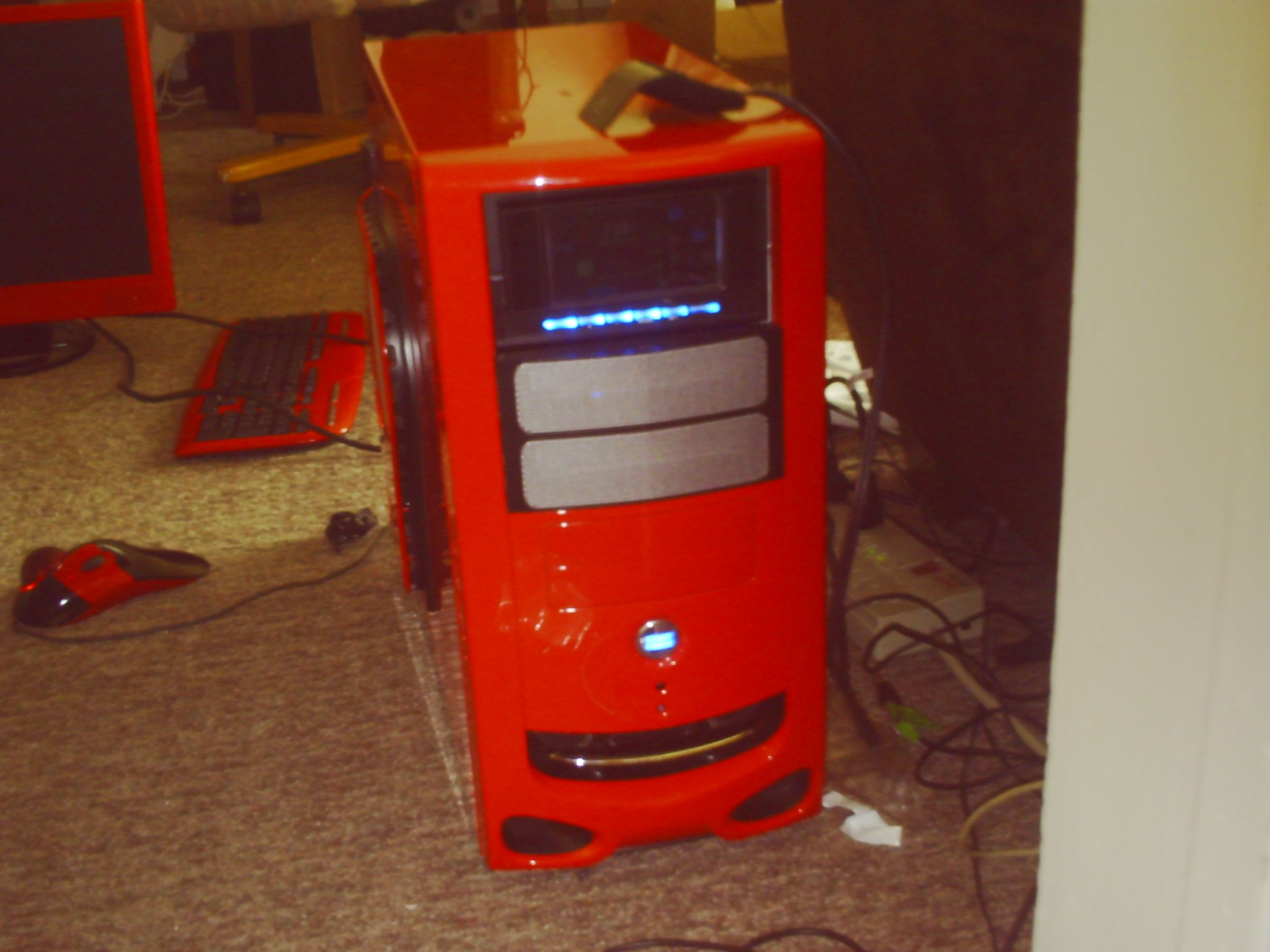 Ferrari F430 Pc Case With Matching Moniter, Mouse, and Keyboard ...