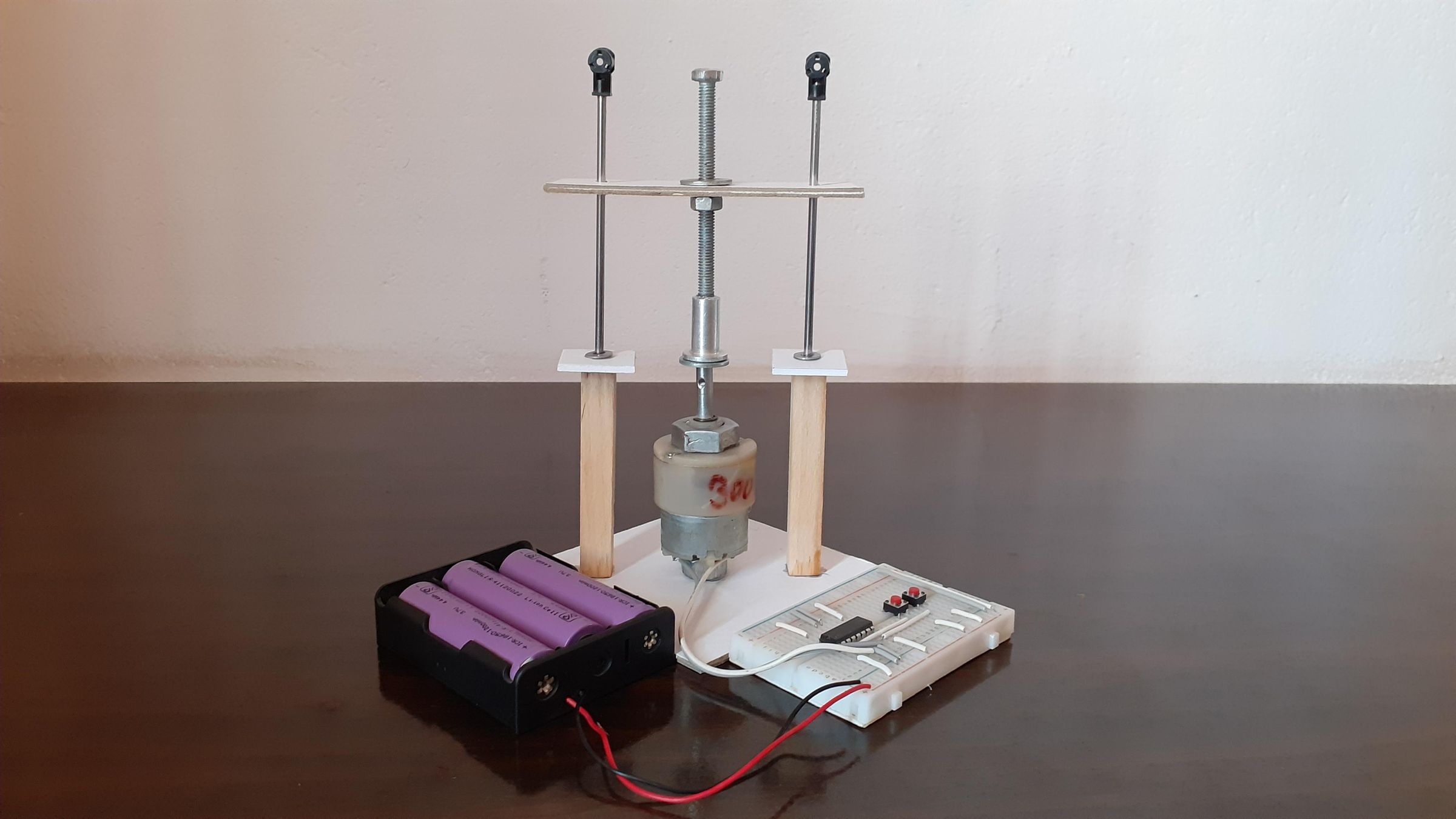Linear Actuator Mechanism Using DC Motor : 8 Steps (with Pictures ...