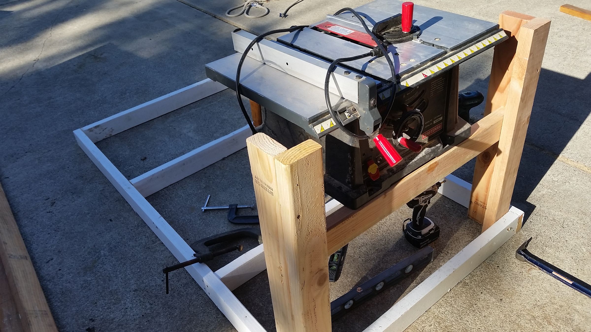 Mobile Workbench With Built-in Table & Miter Saws : 8 Steps (with ...