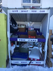 Neighborhood Free Food Stand Made From Pallets : 17 Steps (with ...