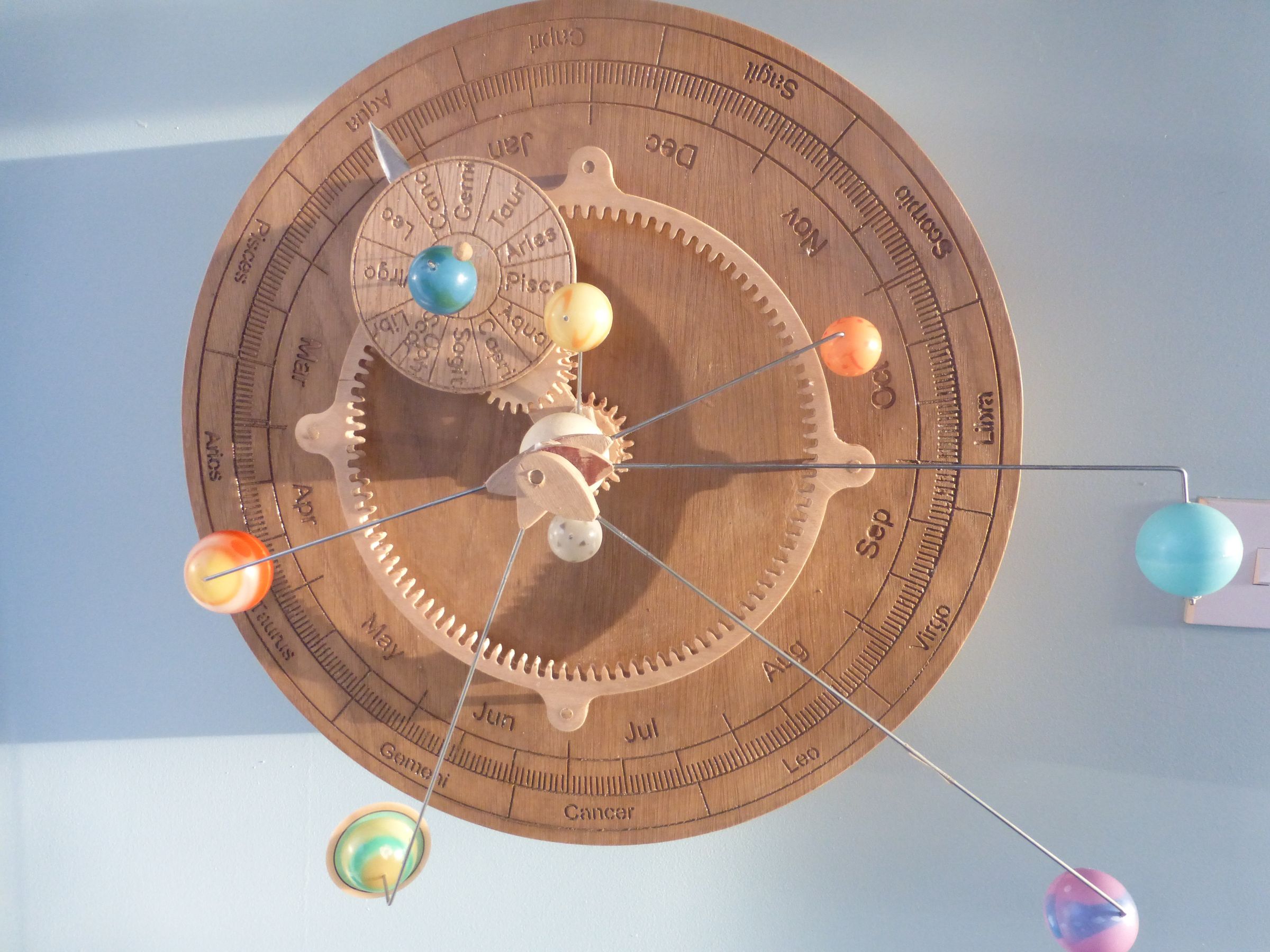 Wooden Orrery : 6 Steps - Instructables