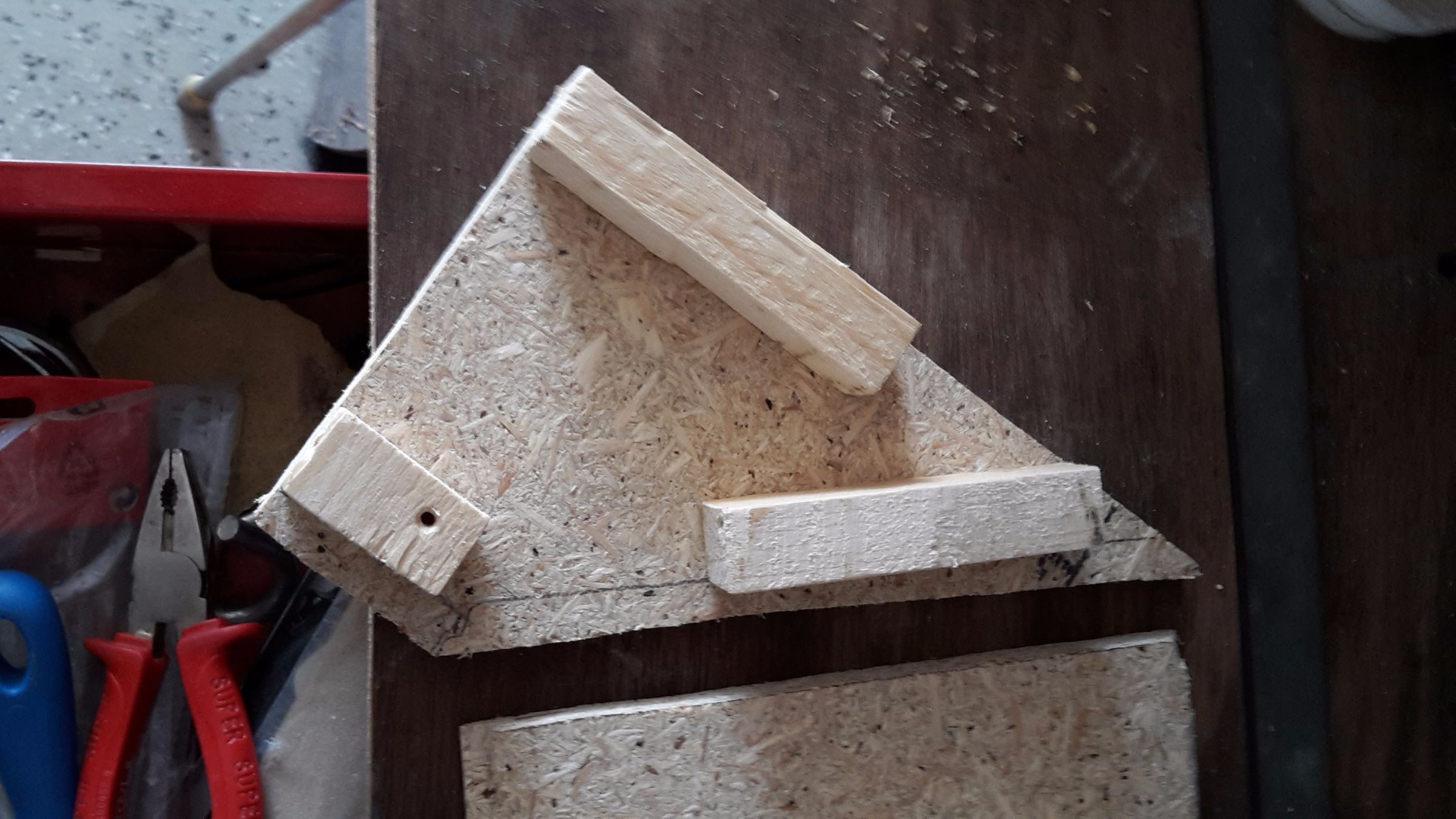 HOMEMADE CLAW MACHINE : 7 Steps (with Pictures) - Instructables