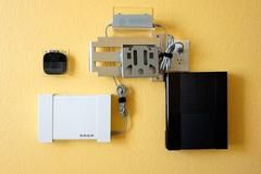 HIDE the Cable Box Behind a Wall Mounted TV : 5 Steps - Instructables