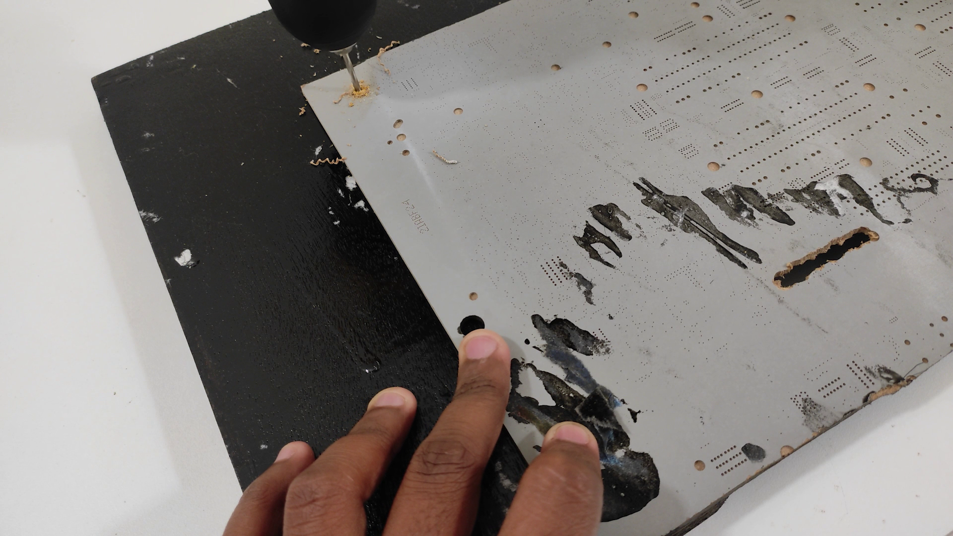 Convert Old Display Panel Into Sleek Monitor : 9 Steps (with Pictures ...