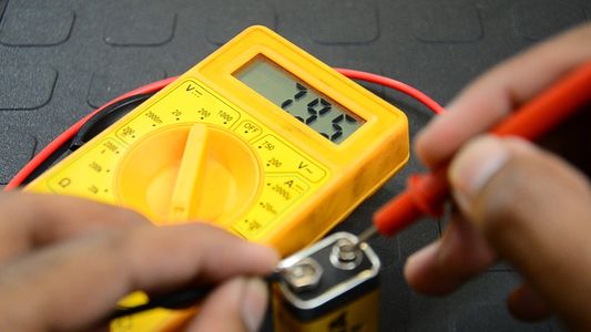 Super Bright 9v LED Flashlight : 6 Steps (with Pictures) - Instructables