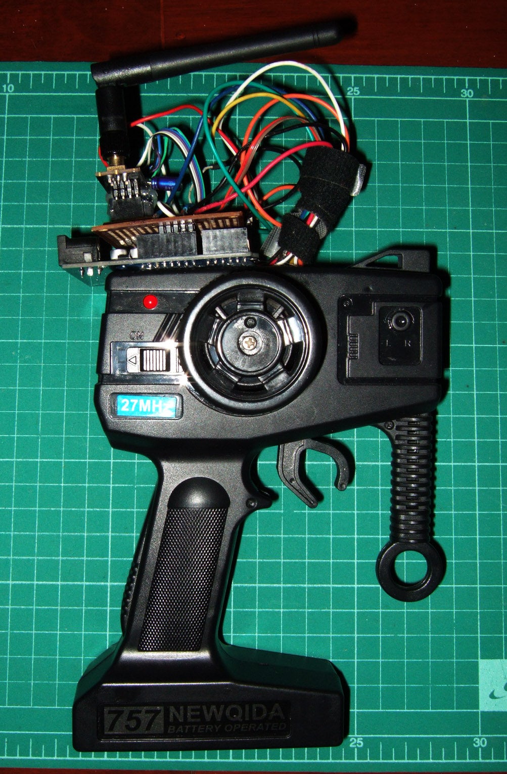 How to Modify RC CAR Via 2.4 GHz NRF24L01 Arduino Part1 Transmitter(Tx) : 3 Steps (with Pictures ...