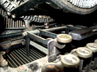 Restoring a 1937 Typewriter : 11 Steps - Instructables