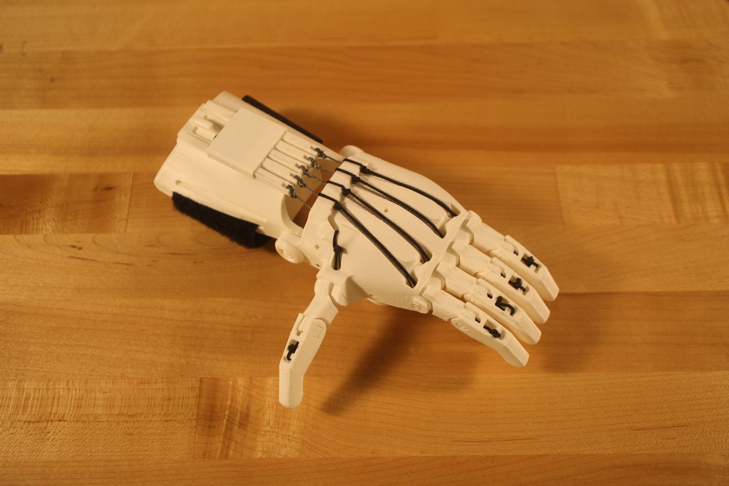 Assembly of E-NABLE's Raptor Reloaded Hand : 9 Steps - Instructables