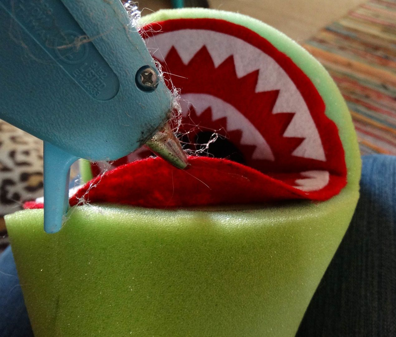 Dark Crystal Fizzgig Inspired Puppet : 11 Steps (with Pictures ...