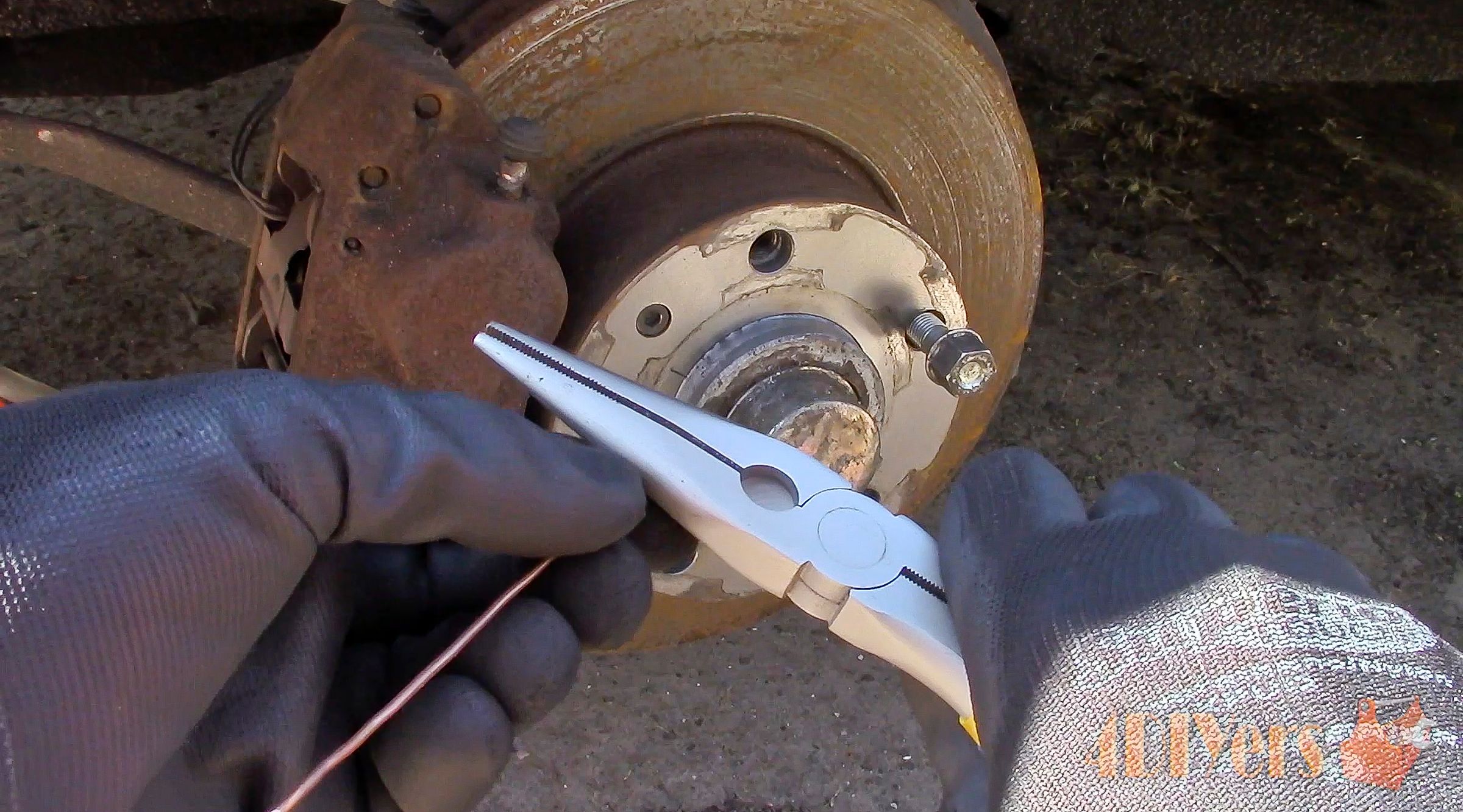 How to Calculate Lug Stud Length : 5 Steps (with Pictures) - Instructables