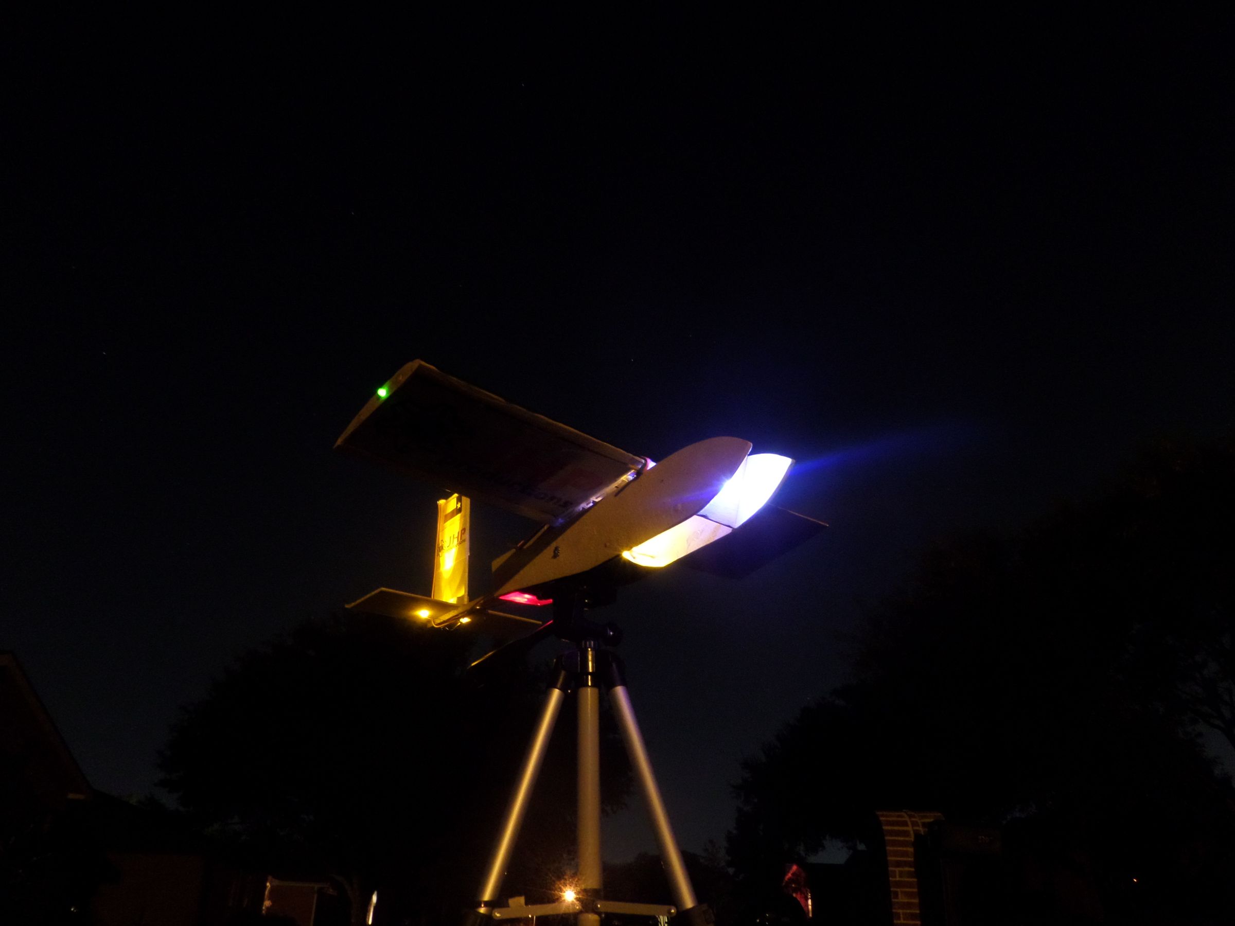 Gliding Egg Lander (Balsa Wood Plane) : 7 Steps - Instructables