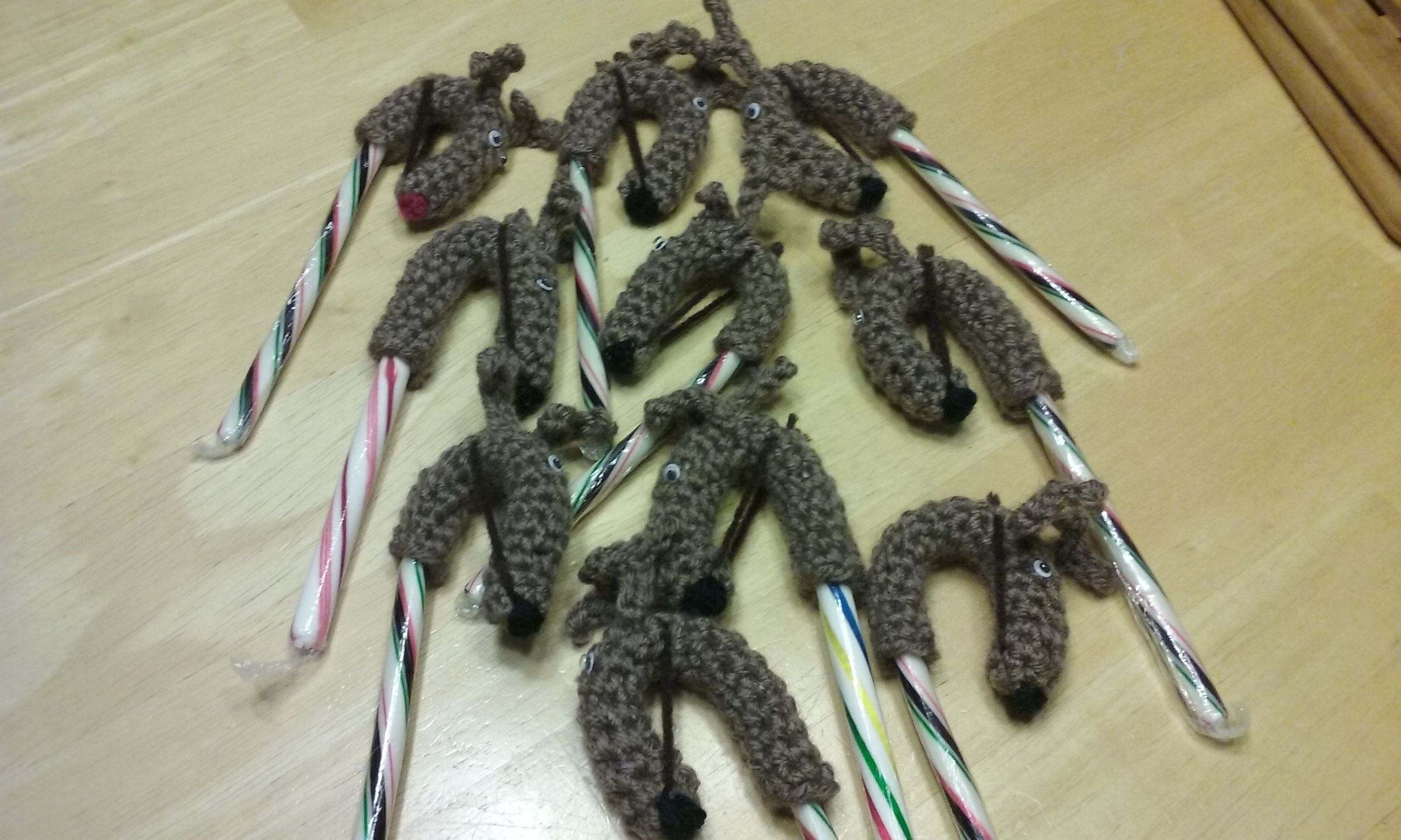 Crocheted Reindeer Candy Cane Covers : 3 Steps (with Pictures ...