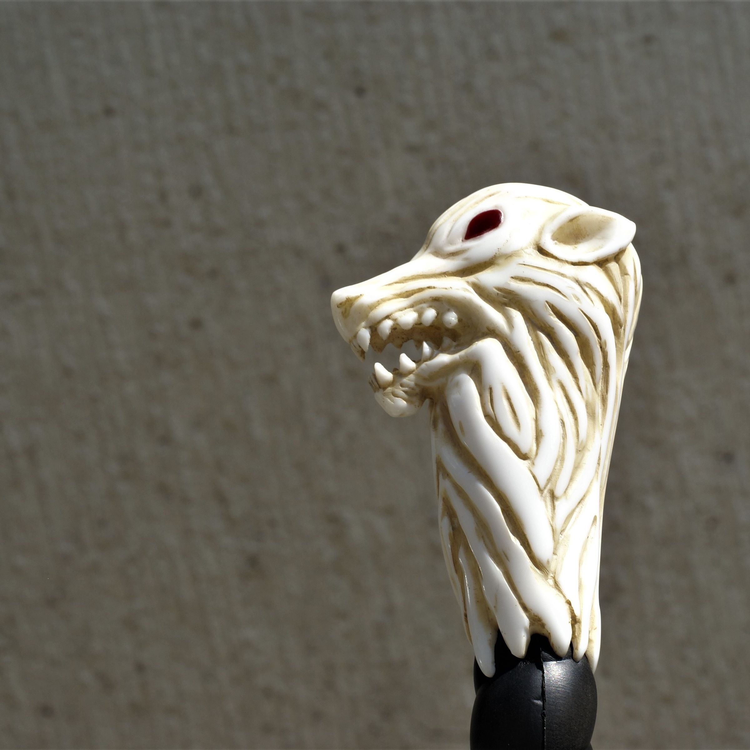 Resin Casting Jon Snow's Longclaw Direwolf Pommel : 15 Steps (with ...