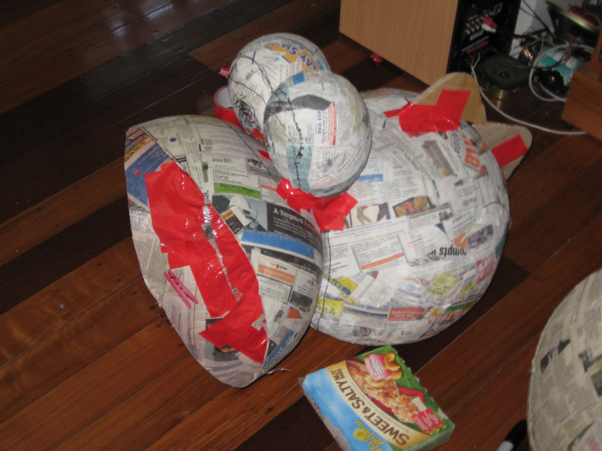 How to Make a Yoshi Costume : 12 Steps (with Pictures) - Instructables