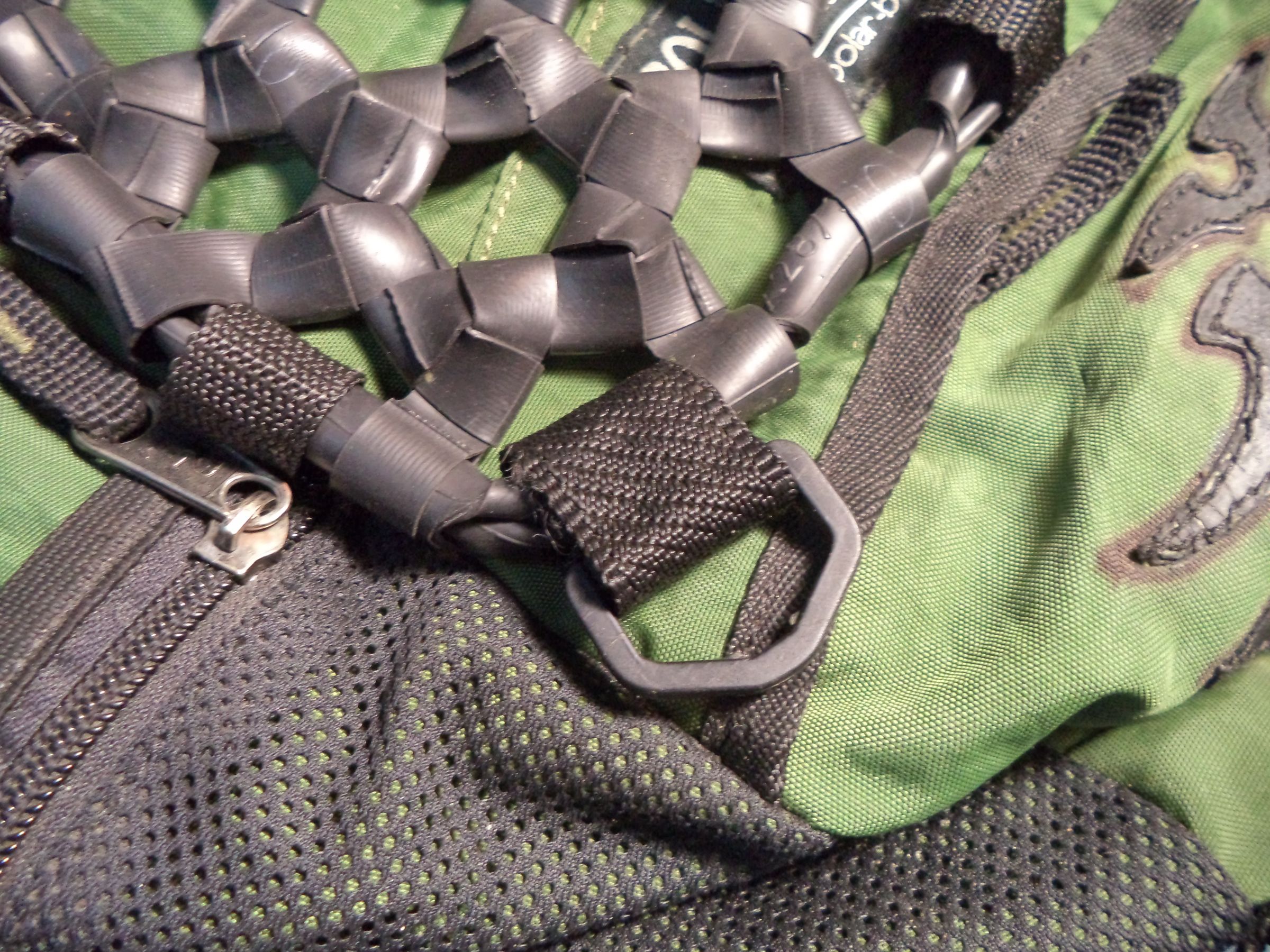 Backpack Cargo Net From Inner Tubes : 26 Steps (with Pictures ...
