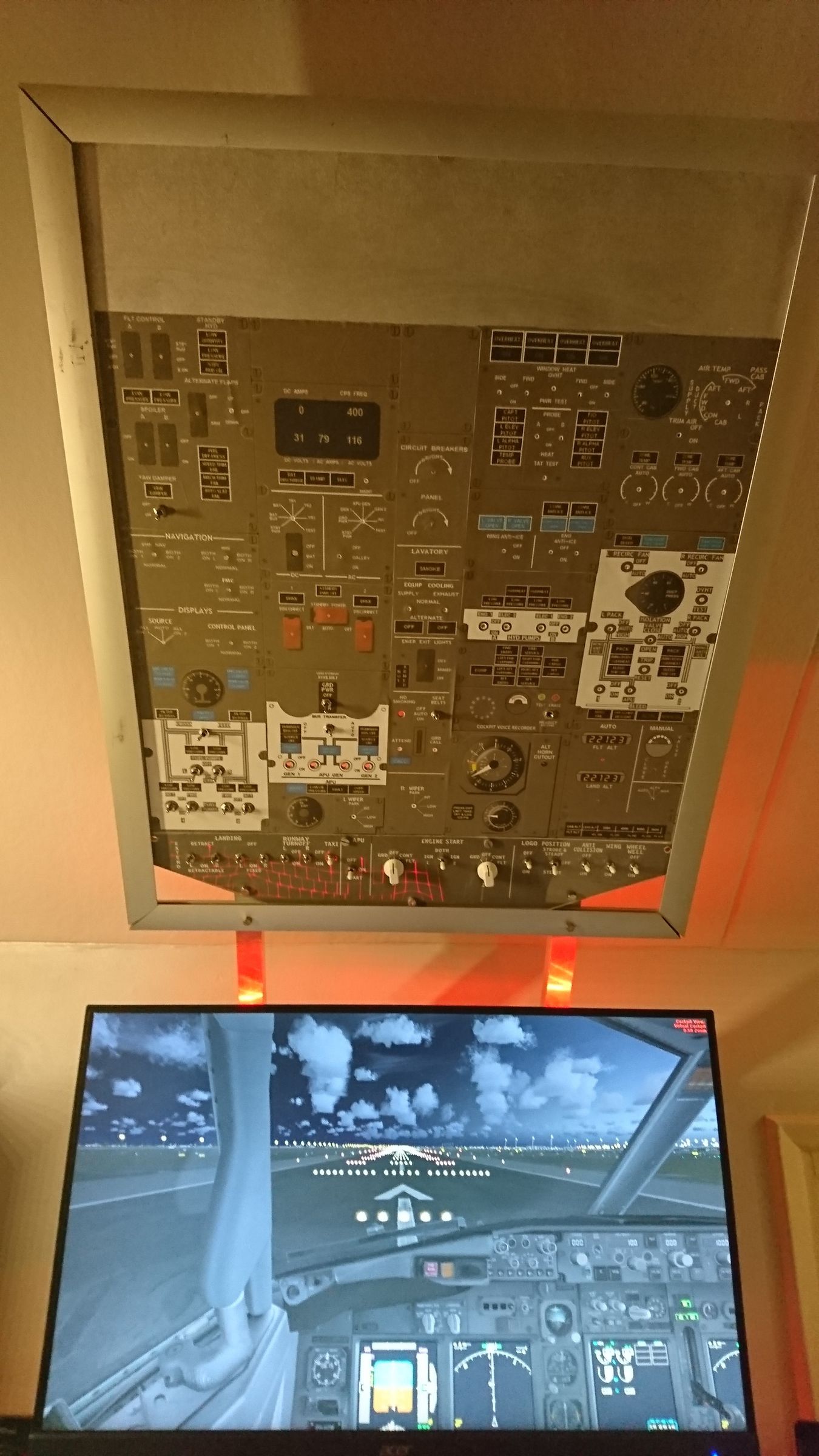 Boeing 737NG Lights Overhead Panel for FSX : 6 Steps - Instructables