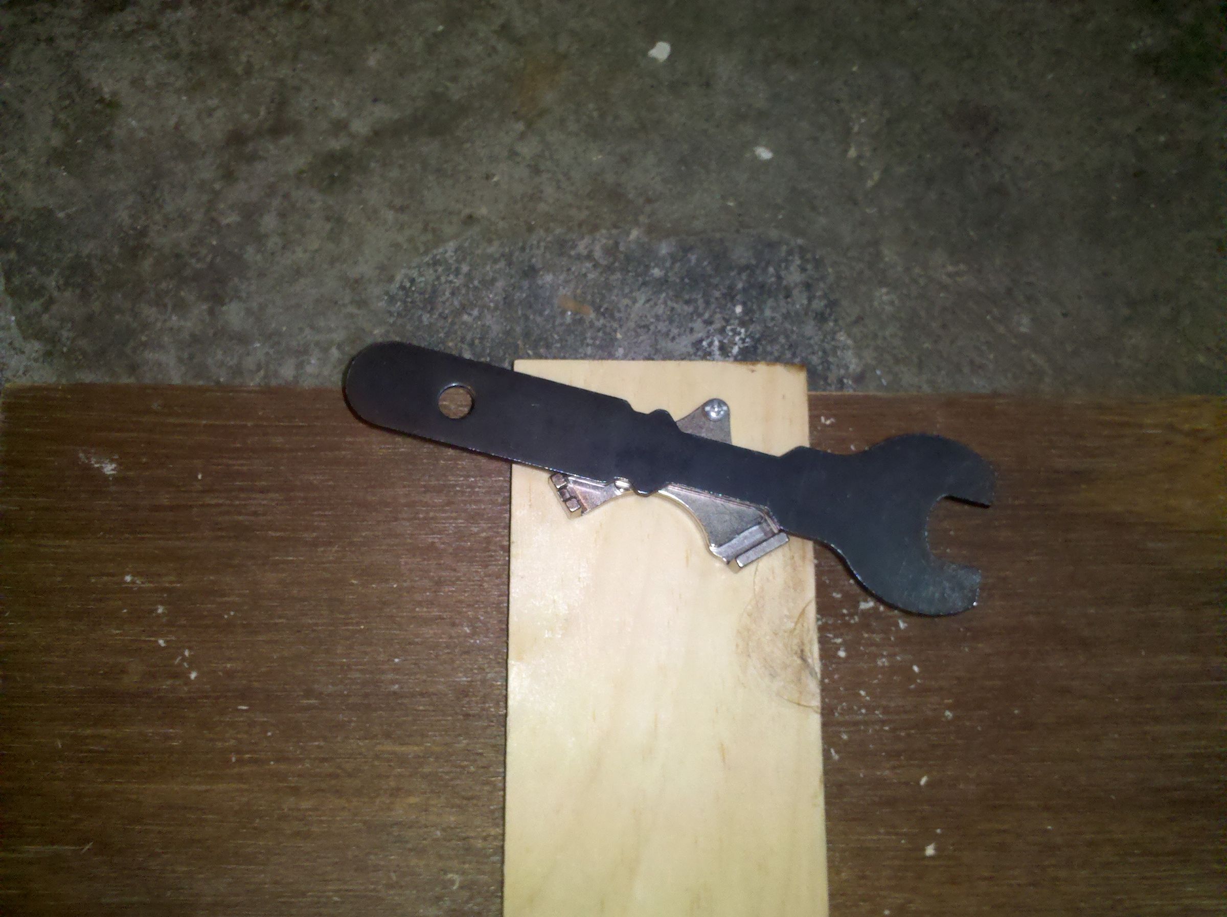 Reusing Old Hard Drive Magnets : 5 Steps (with Pictures) - Instructables