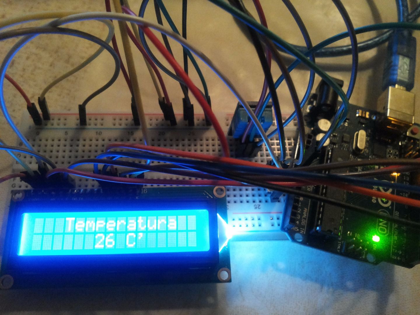 Mostrar Temperatura En Display Con Sensor DHT11 Y Arduino - Instructables