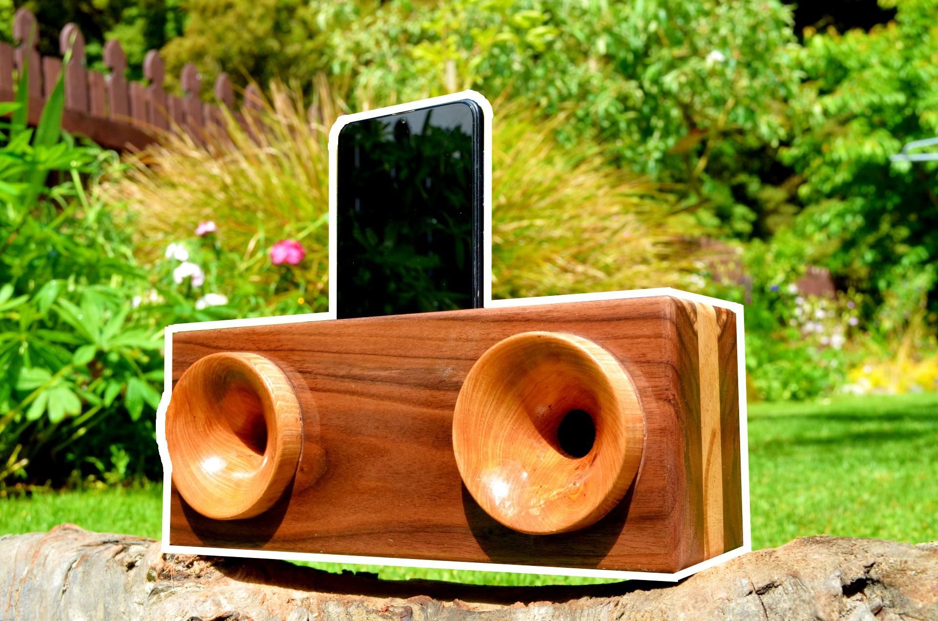 Simple Phone Speaker Amplifier : 10 Steps (with Pictures) - Instructables