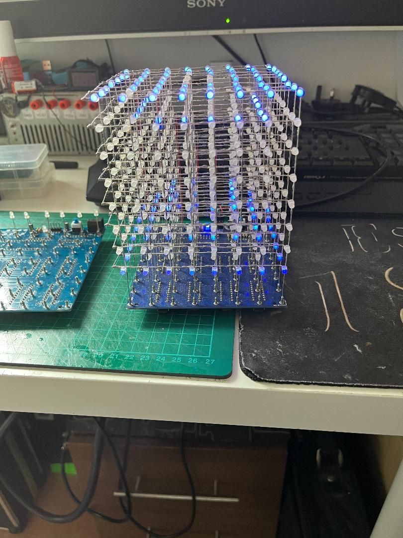 Assembling the Geekcreit® 8x8x8 LED Cube 3D Light Square Blue LED Electronic DIY Kit : 14 Steps ...