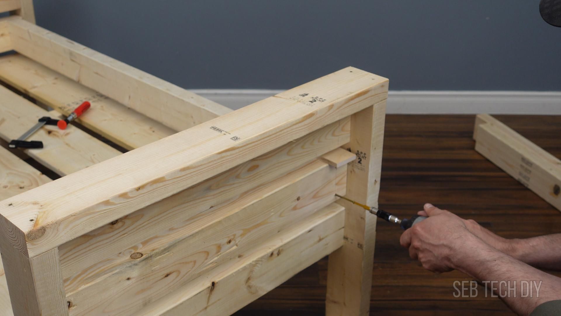 Easy Outdoor Sofa From 2x4s and Two Power Tools! : 12 Steps (with ...