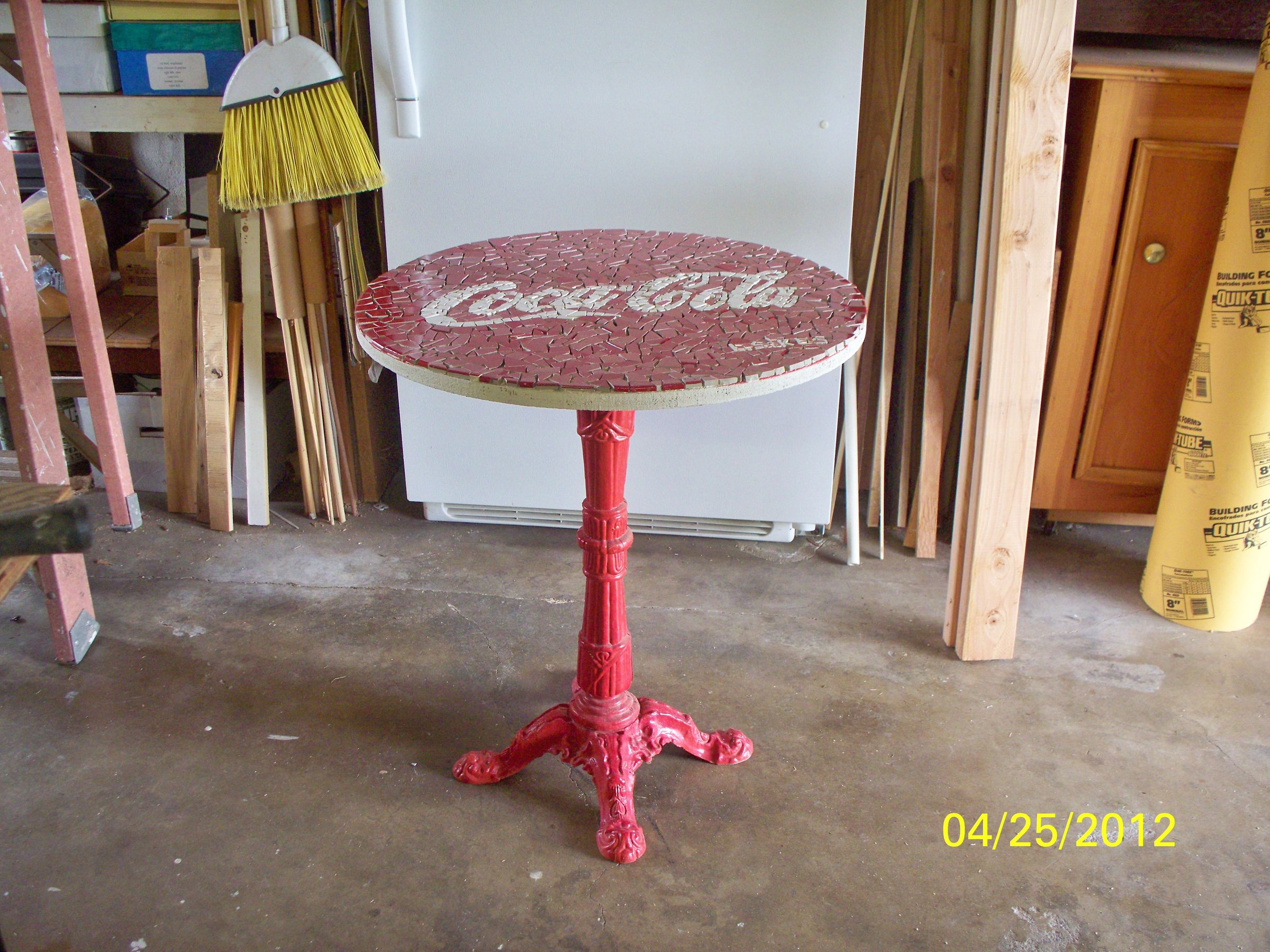 Make a Coca Cola Mosaic Table : 17 Steps (with Pictures) - Instructables
