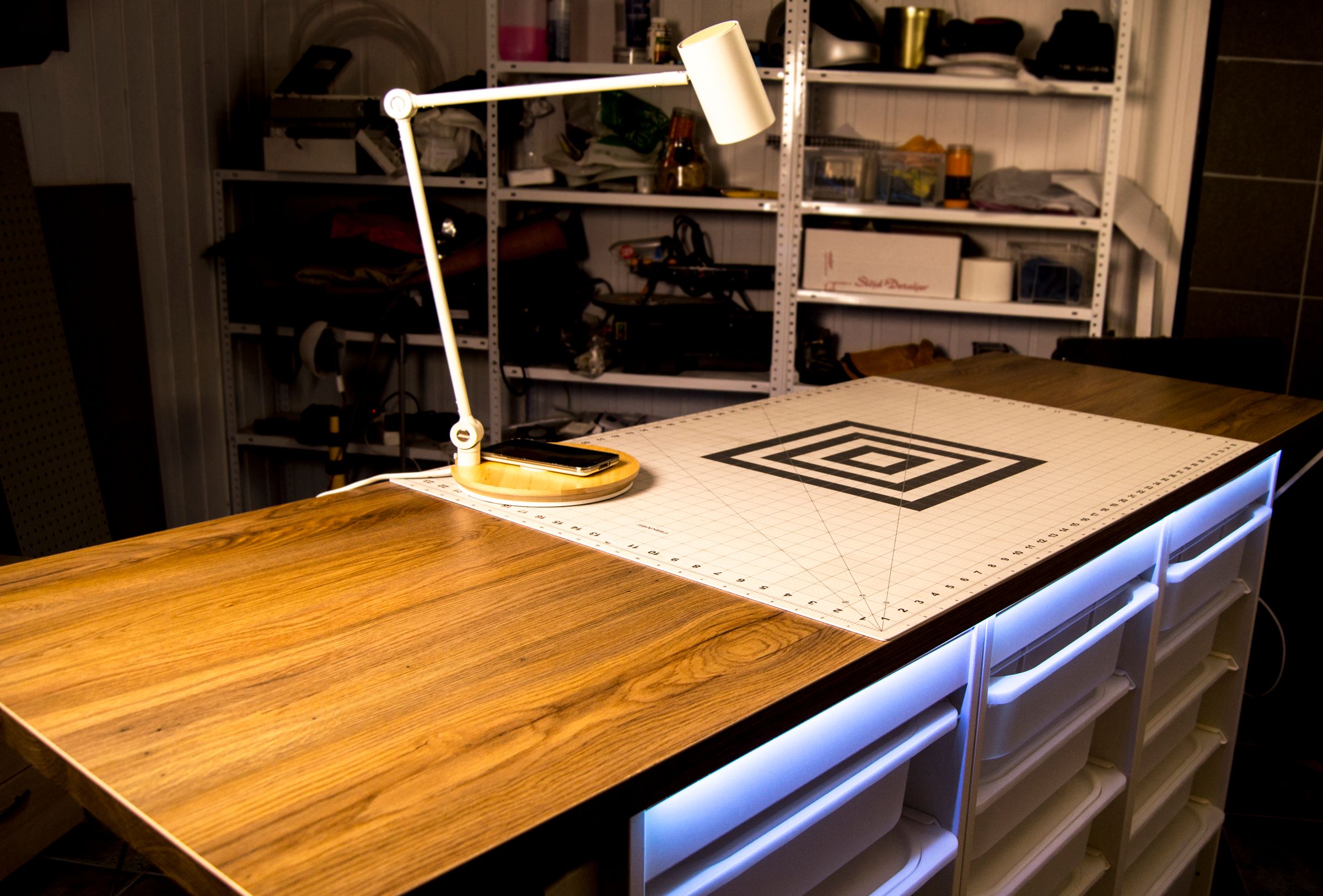 IKEA Hack: Practical Workbench : 11 Steps (with Pictures) - Instructables