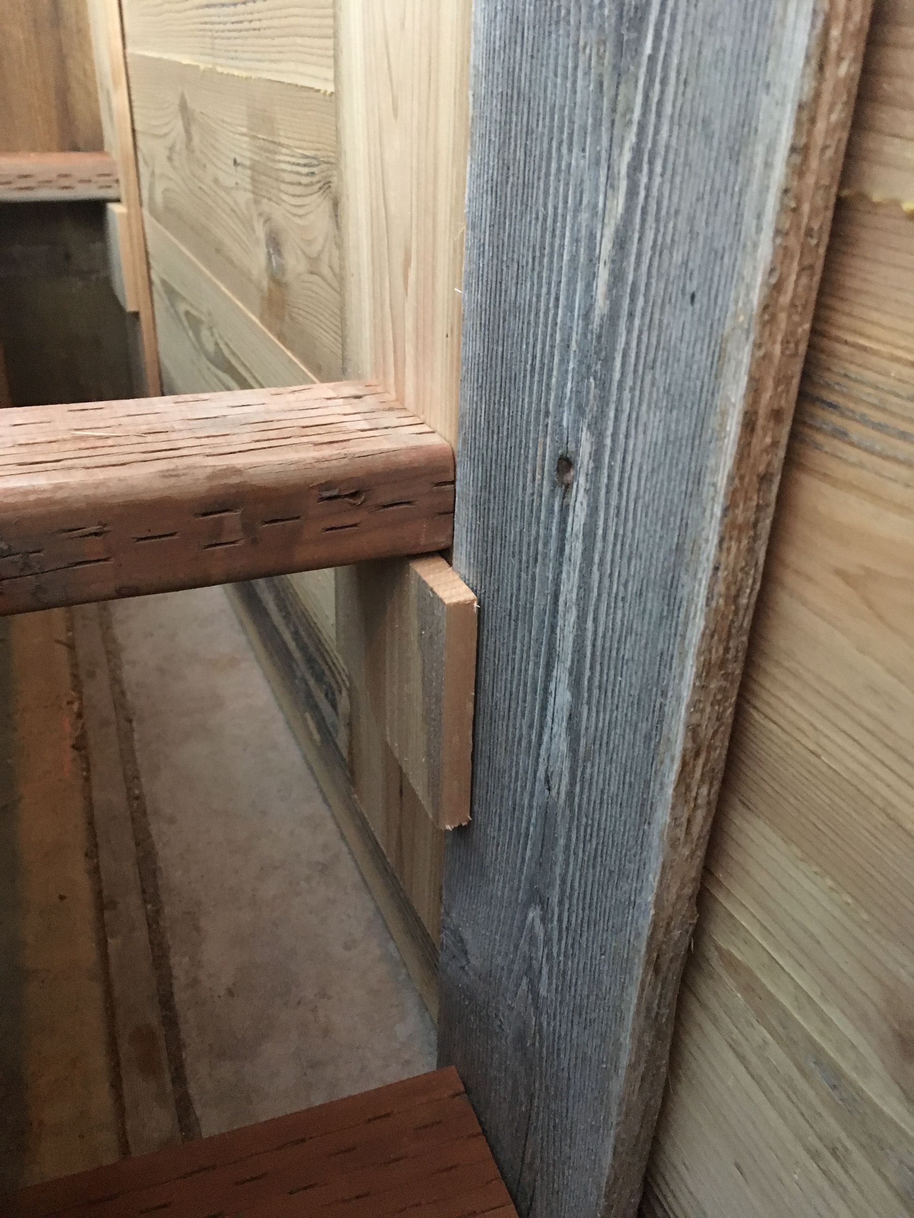 Reclaimed Planter Box : 7 Steps (with Pictures) - Instructables