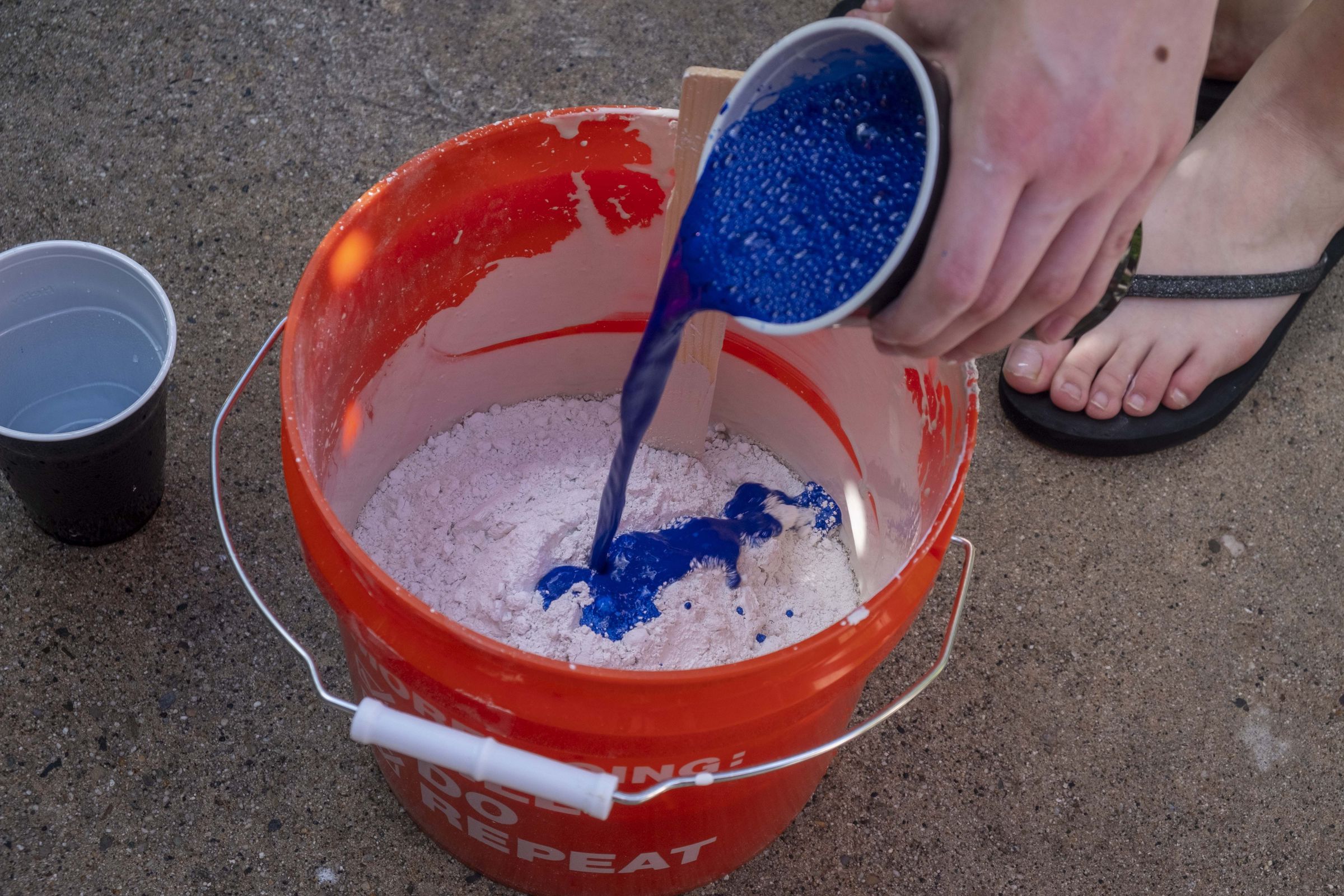 Giant Sidewalk Chalk : 7 Steps (with Pictures) - Instructables