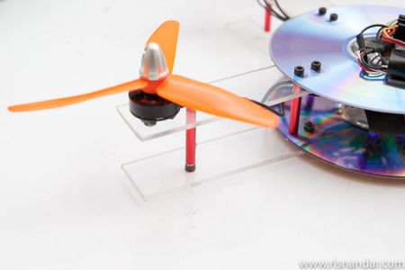 Tricopter DIY From CD : 6 Steps (with Pictures) - Instructables