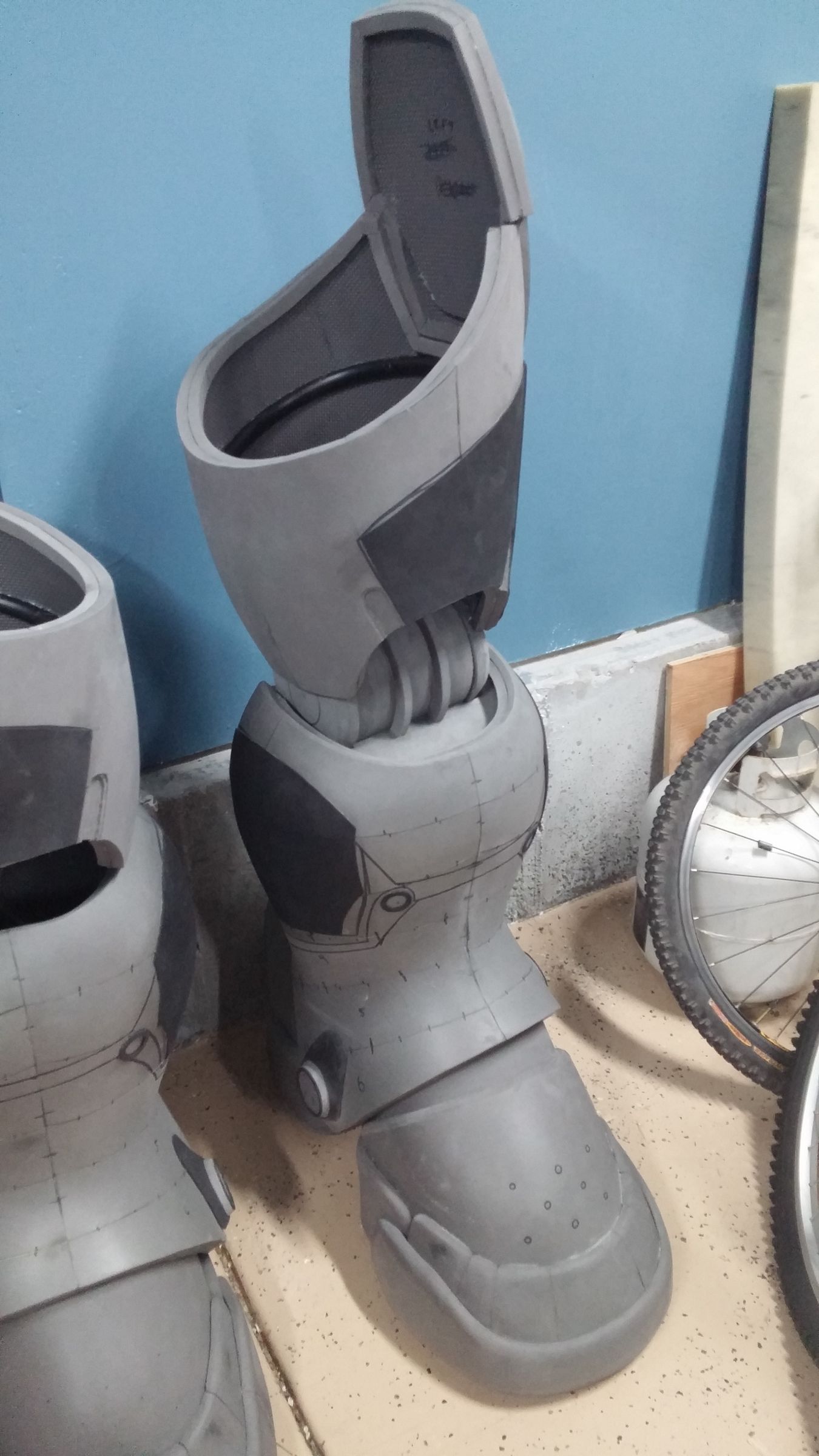 Starcraft 2 Jim Raynor Armor : 24 Steps (with Pictures) - Instructables