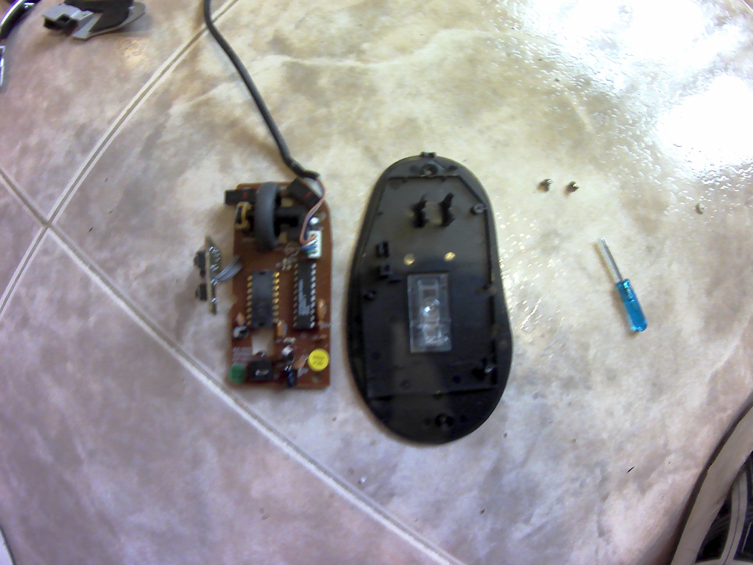 Ultimate GREEN DIY Trackball Mouse From Junk : 10 Steps (with Pictures ...