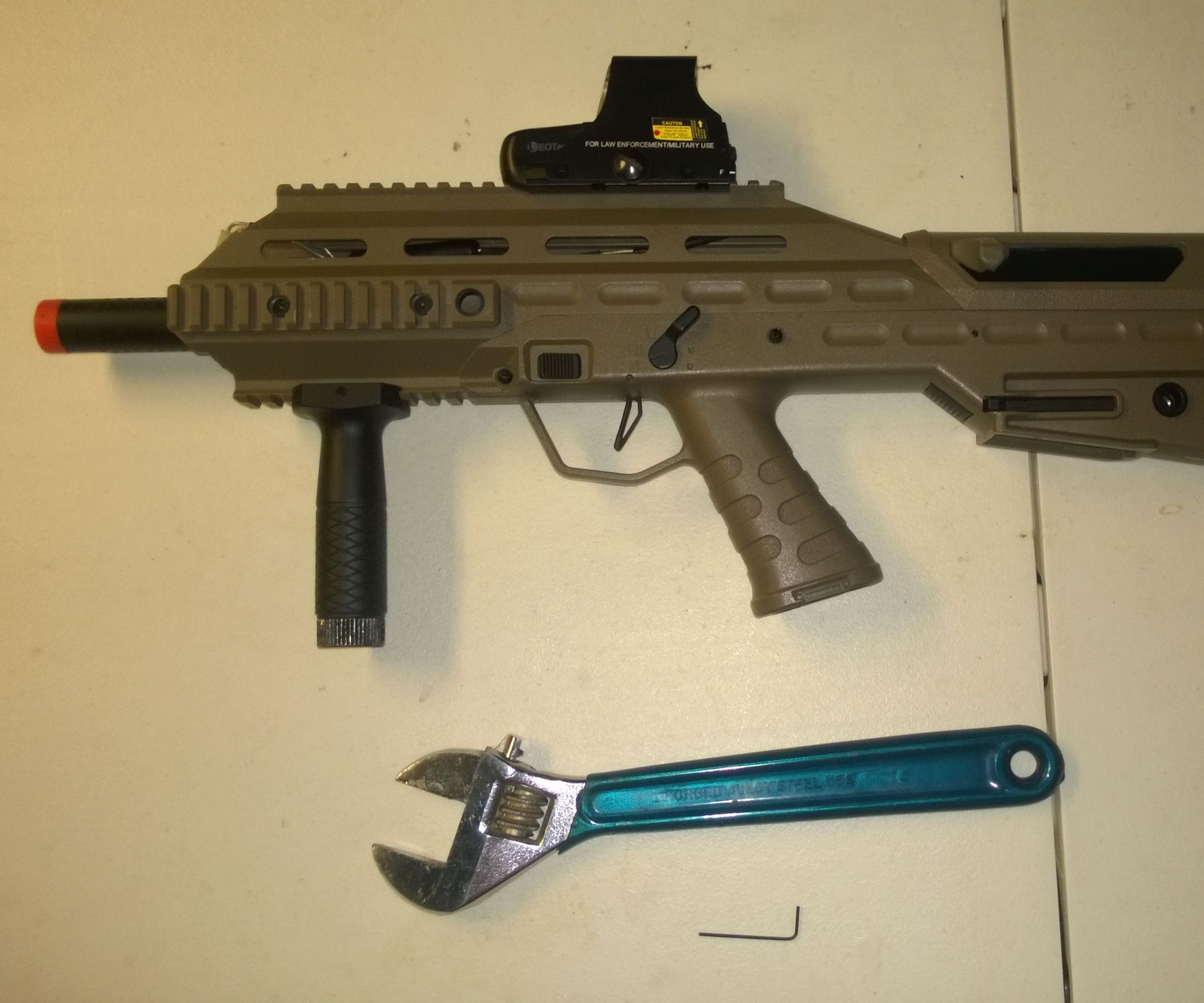 How to Remove Flash Hider From an APS UAR : 7 Steps - Instructables