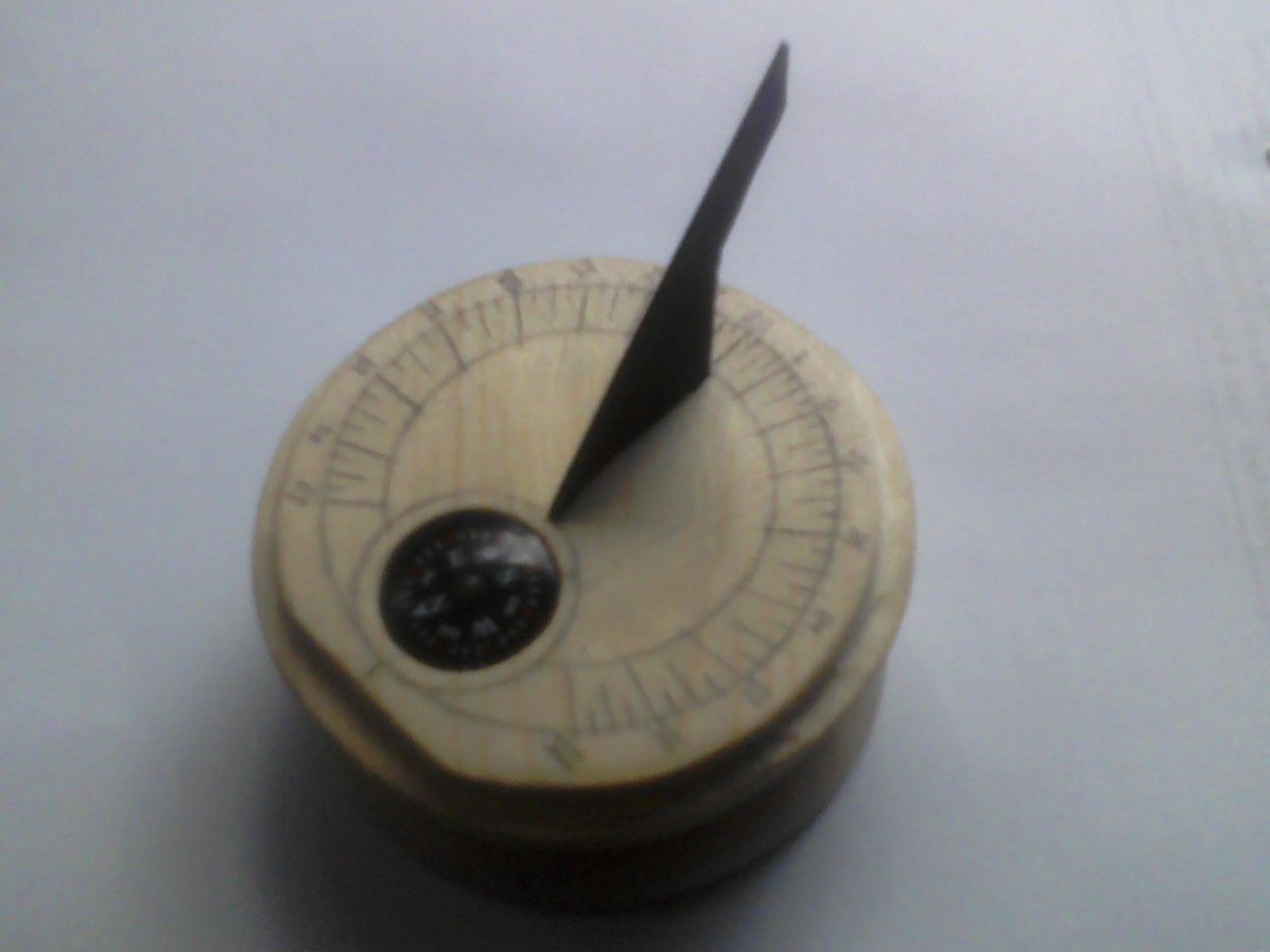 Pocket Sundial : 12 Steps (with Pictures) - Instructables